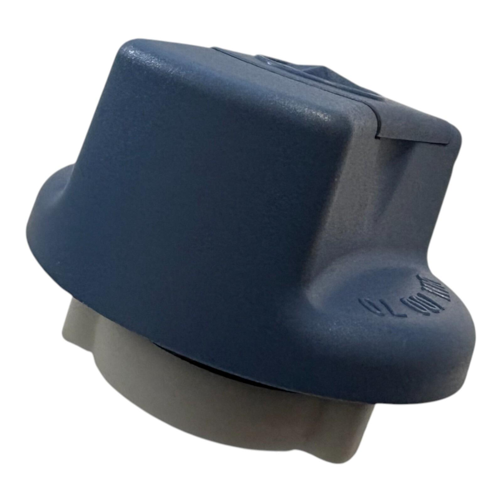Genuine Mercedes Actros AdBlue Locking Tank Cap – VIN A0004704405 – VI
