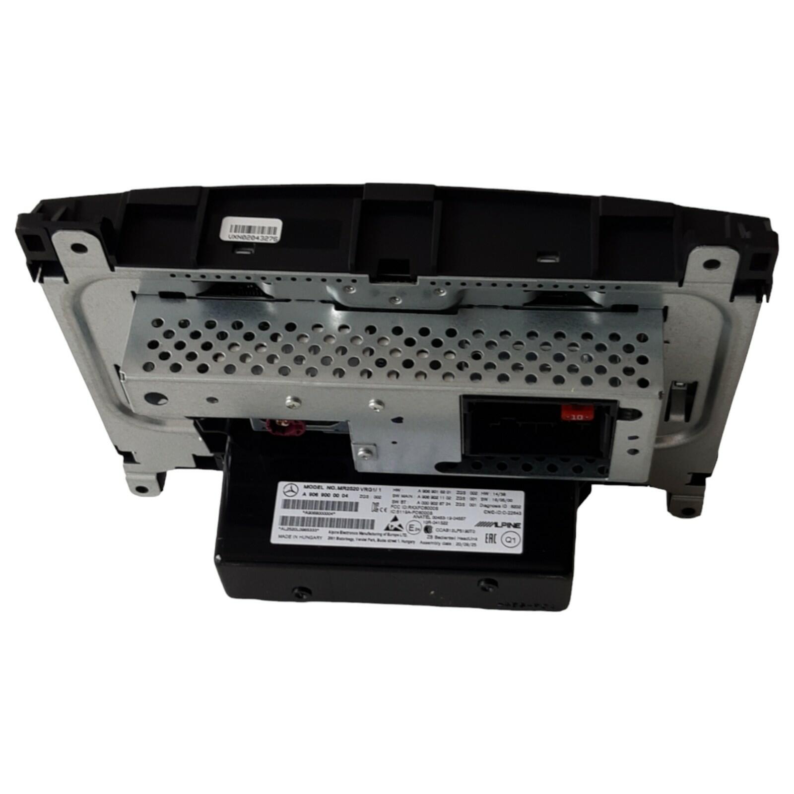 Genuine Mercedes Sprinter Head unit A9069000004