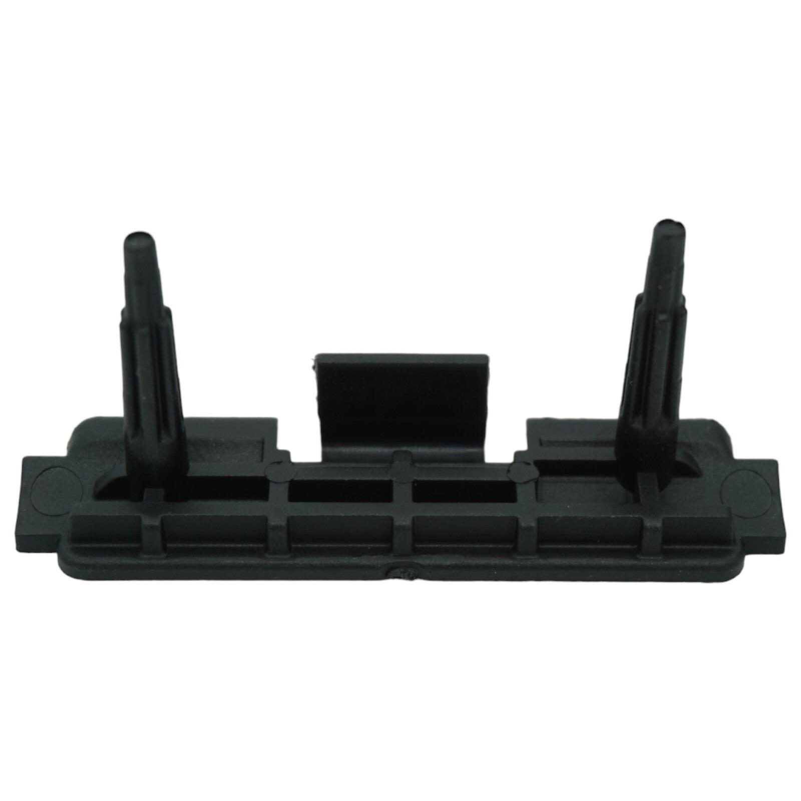 Ford Focus CB8 | Air Deflector Link | 1782182 | GFN Parts