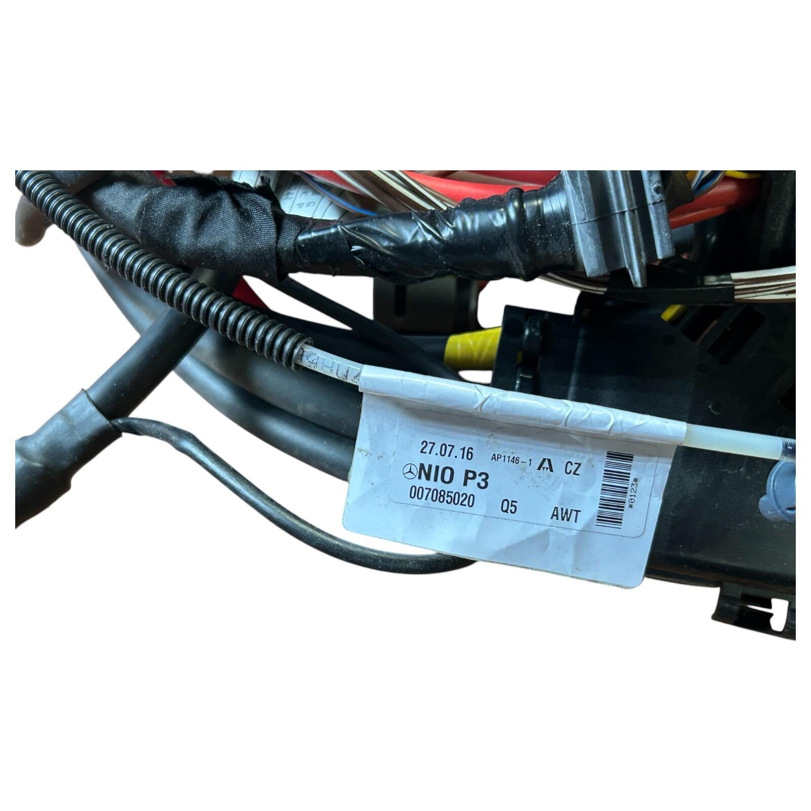 Genuine Mercedes C300 C350 GLK350 4MATIC 3.5L Wiring harness A2044402205