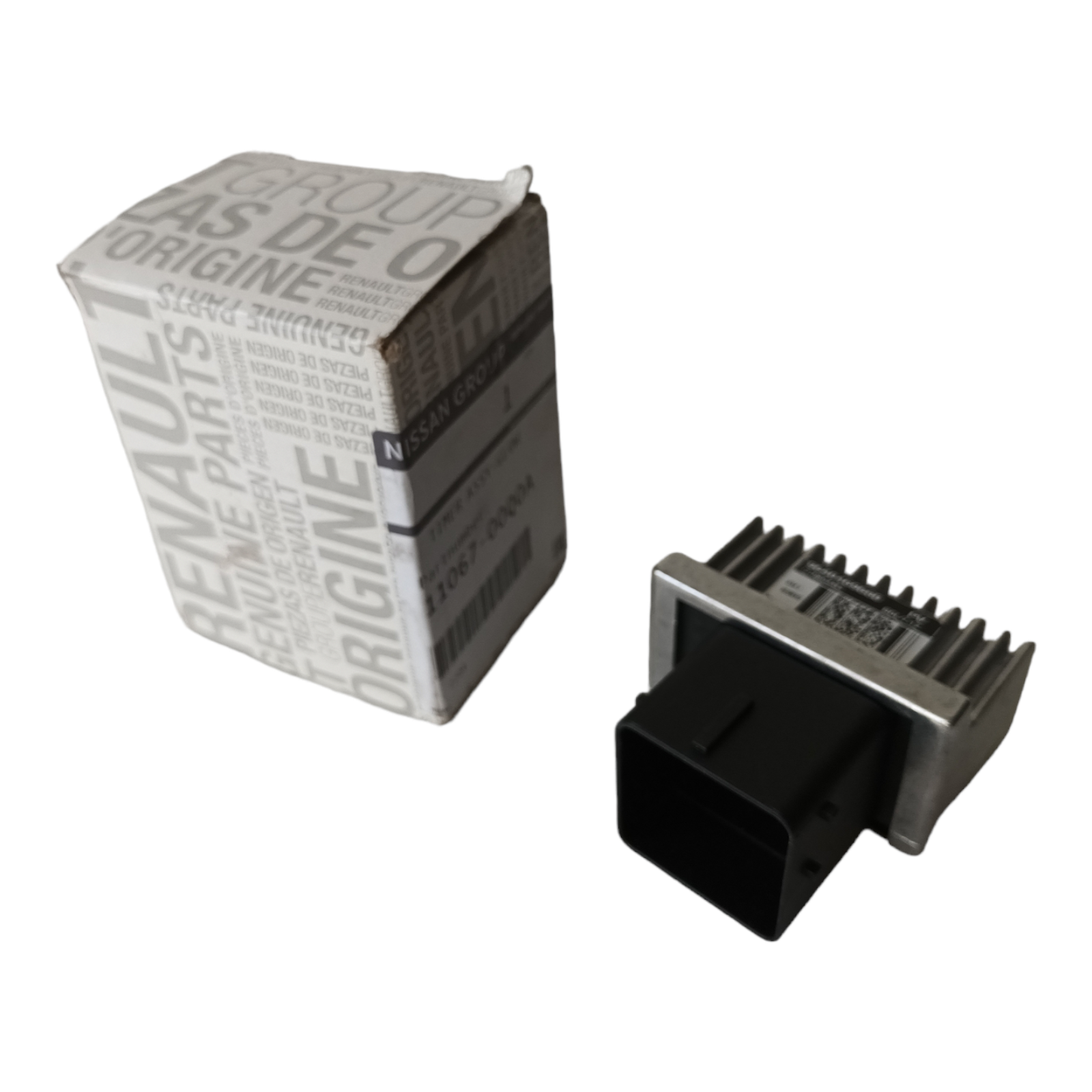 Genuine Nissan Glow plug relay 1106700Q0A