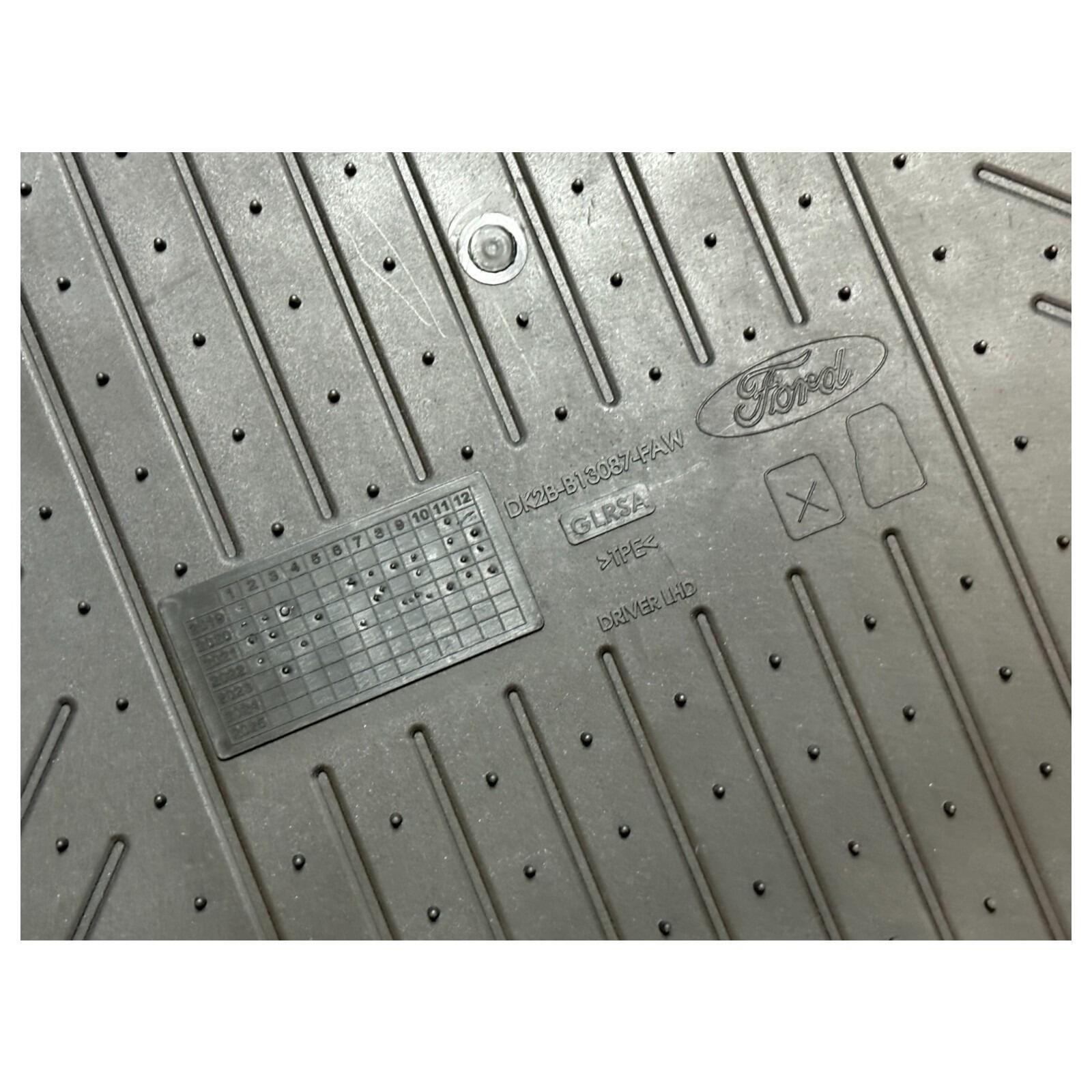 Genuine Ford Transit (LHD) Single cab rubber mat set 1945218 | Genuine