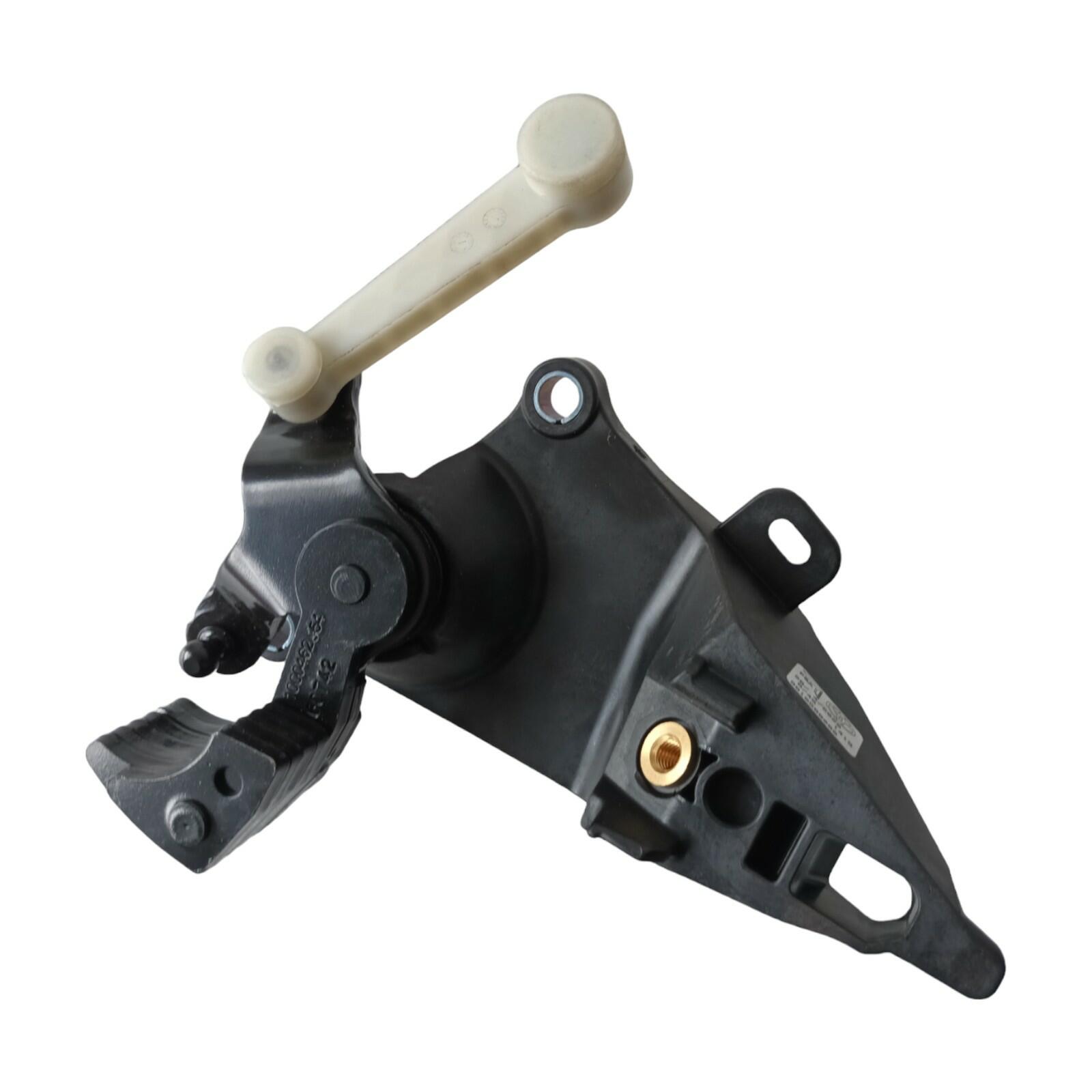 Genuine Peugeot Citroen DS Gearbox mount support plate 9810588080