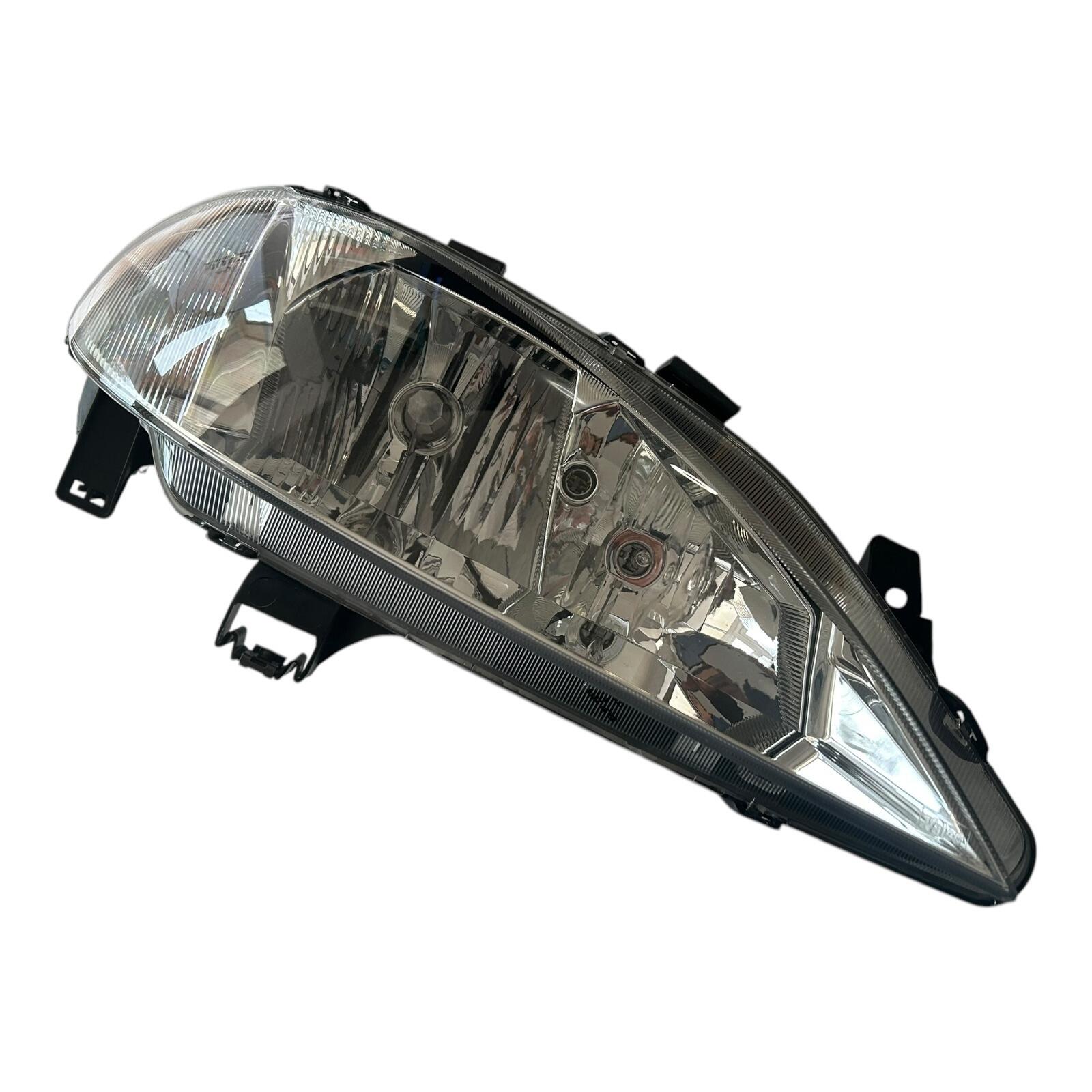 Genuine Renault Megane 1 RH OS Headlamp assembly 260102202R – VIN Required