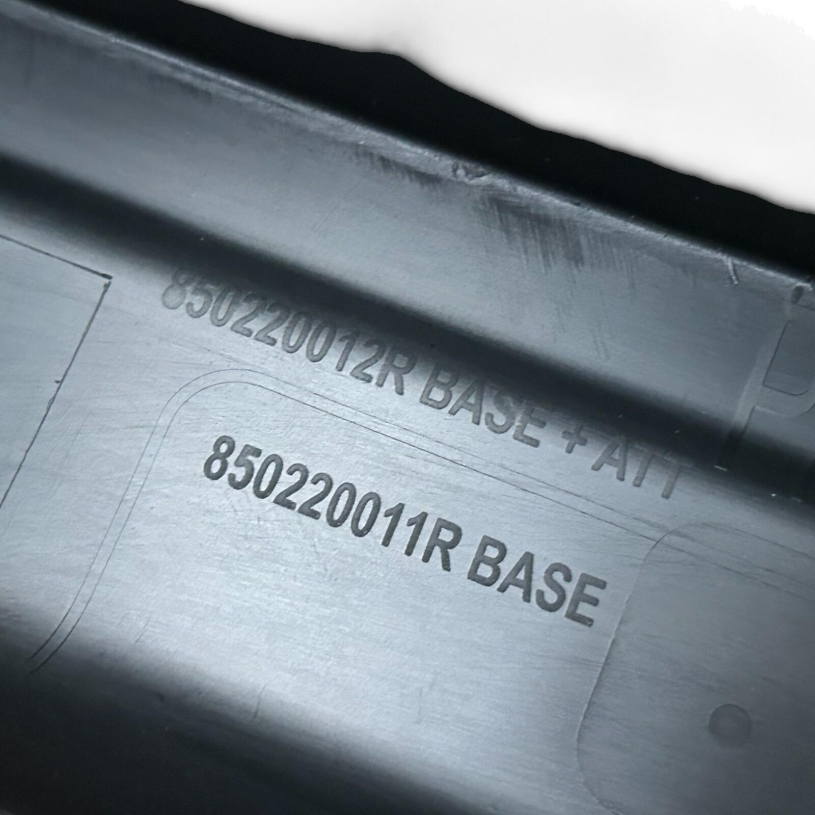 Genuine Renault Master 3 Bumper centre cover 850220011R