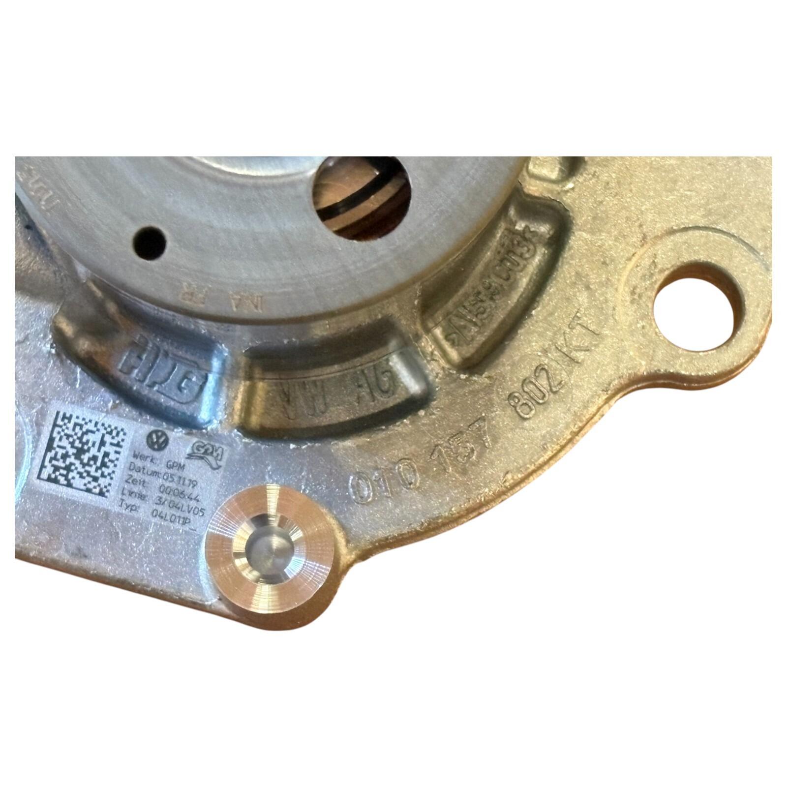 Genuine Audi SEAT Skoda Volkswagen Water pump 04L121011P