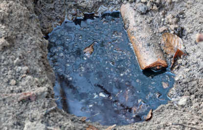 How to deal with a domestic Oil Spill at home - Quick Read