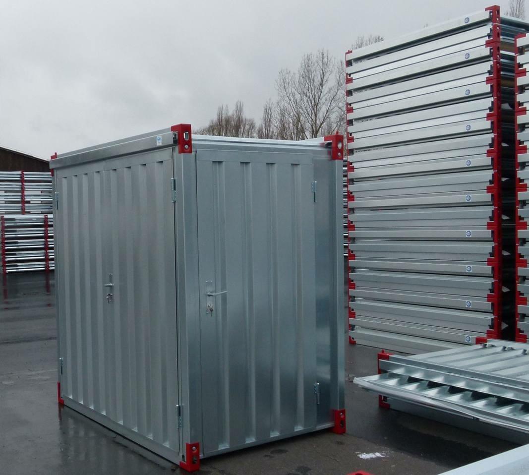 2.2x1.375m Container with Wooden Floor & Side Door