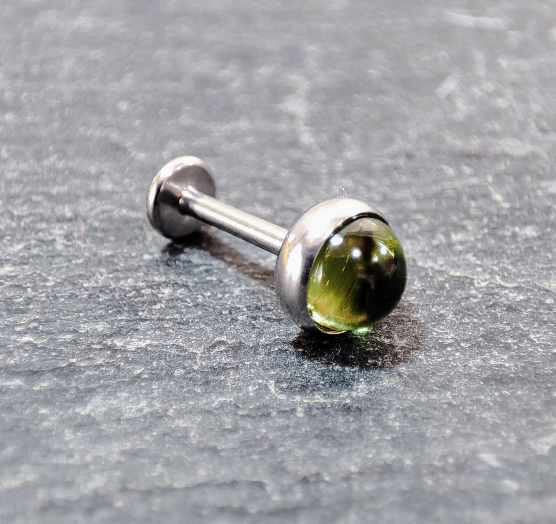 Green Peridot Labret - 316l Steel - 5mm Gem