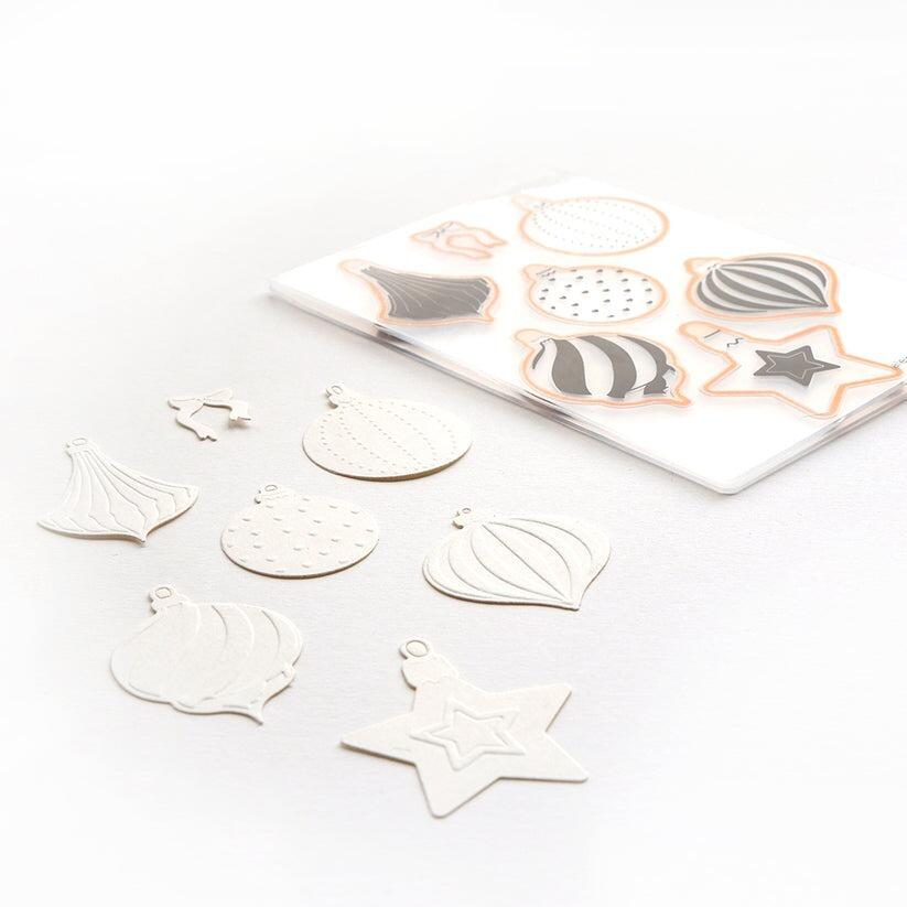Alexandra Renke Cut & Emboss Folder - Festive Balls