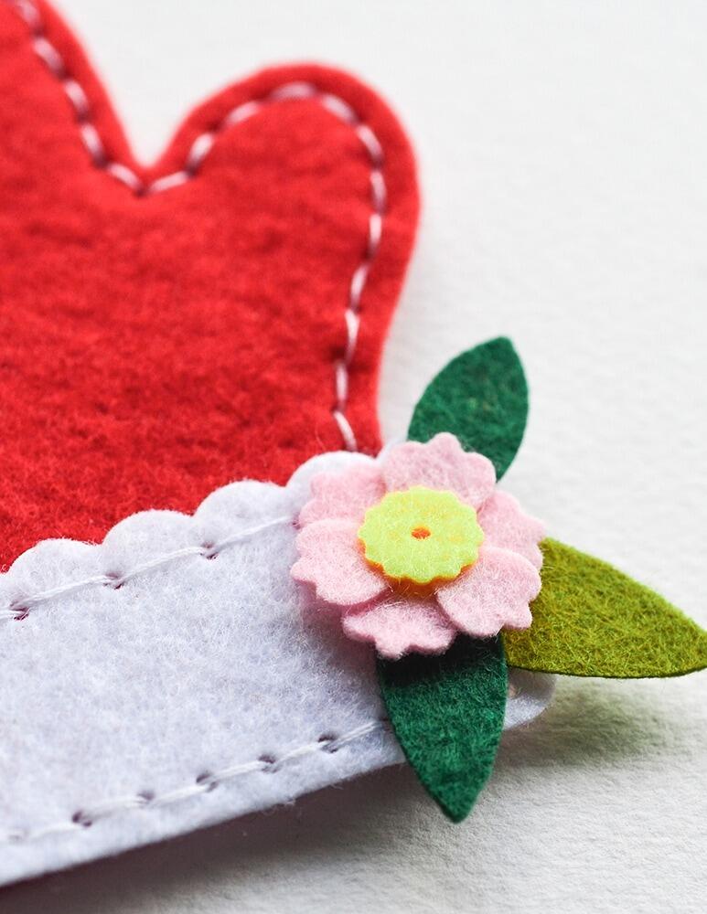 Memory Box - 94824 Stitchable Mitten craft die