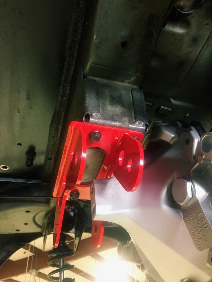 GForce GTO10325D 04-06 GTO Heavy Duty Dual Bushing Diff Mount