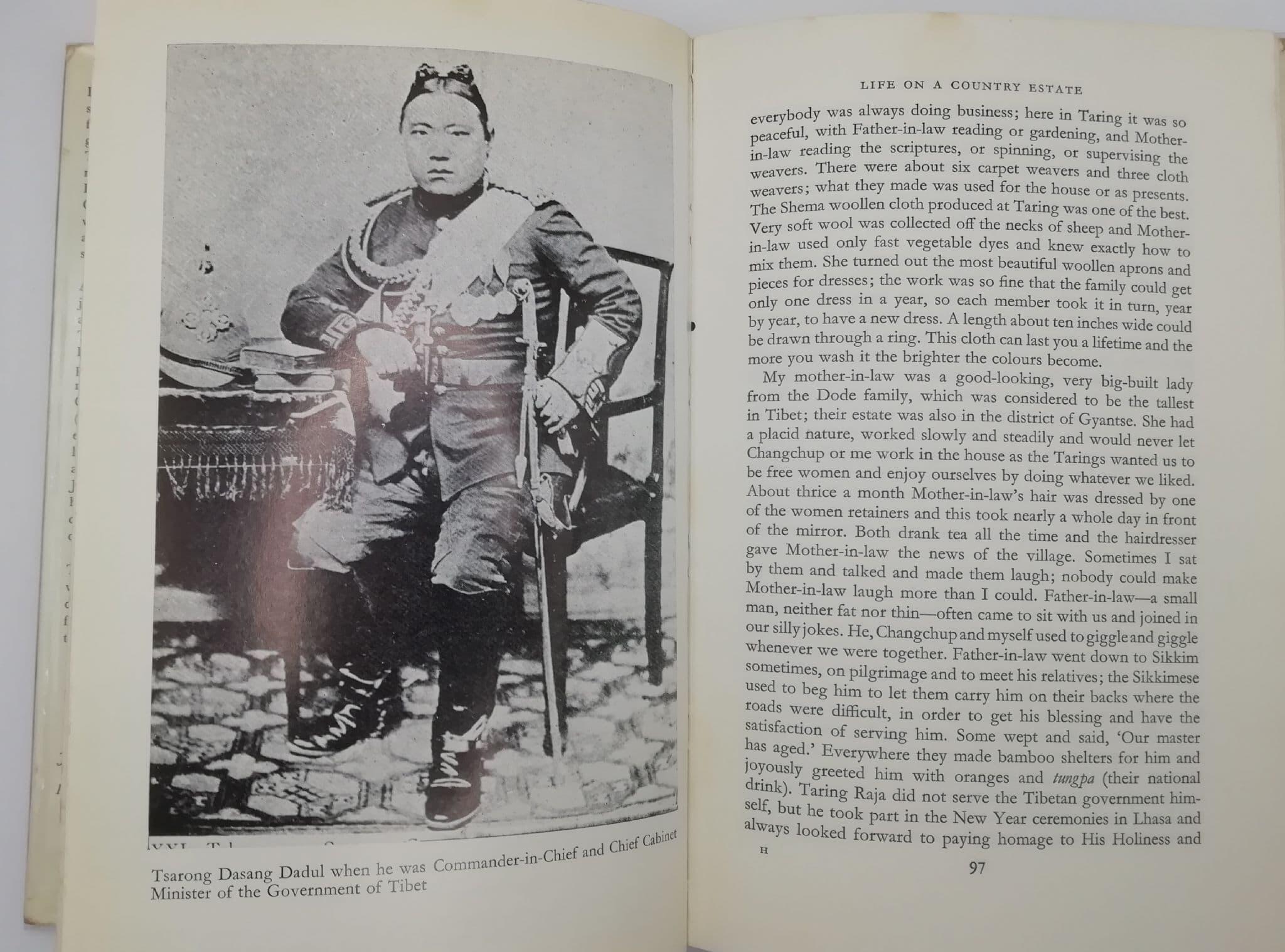 roll over the image to zoom in