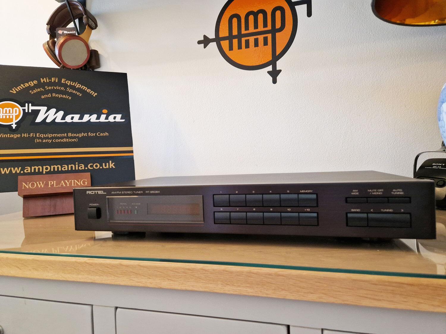 Rotel RT-950BX Stereo Tuner