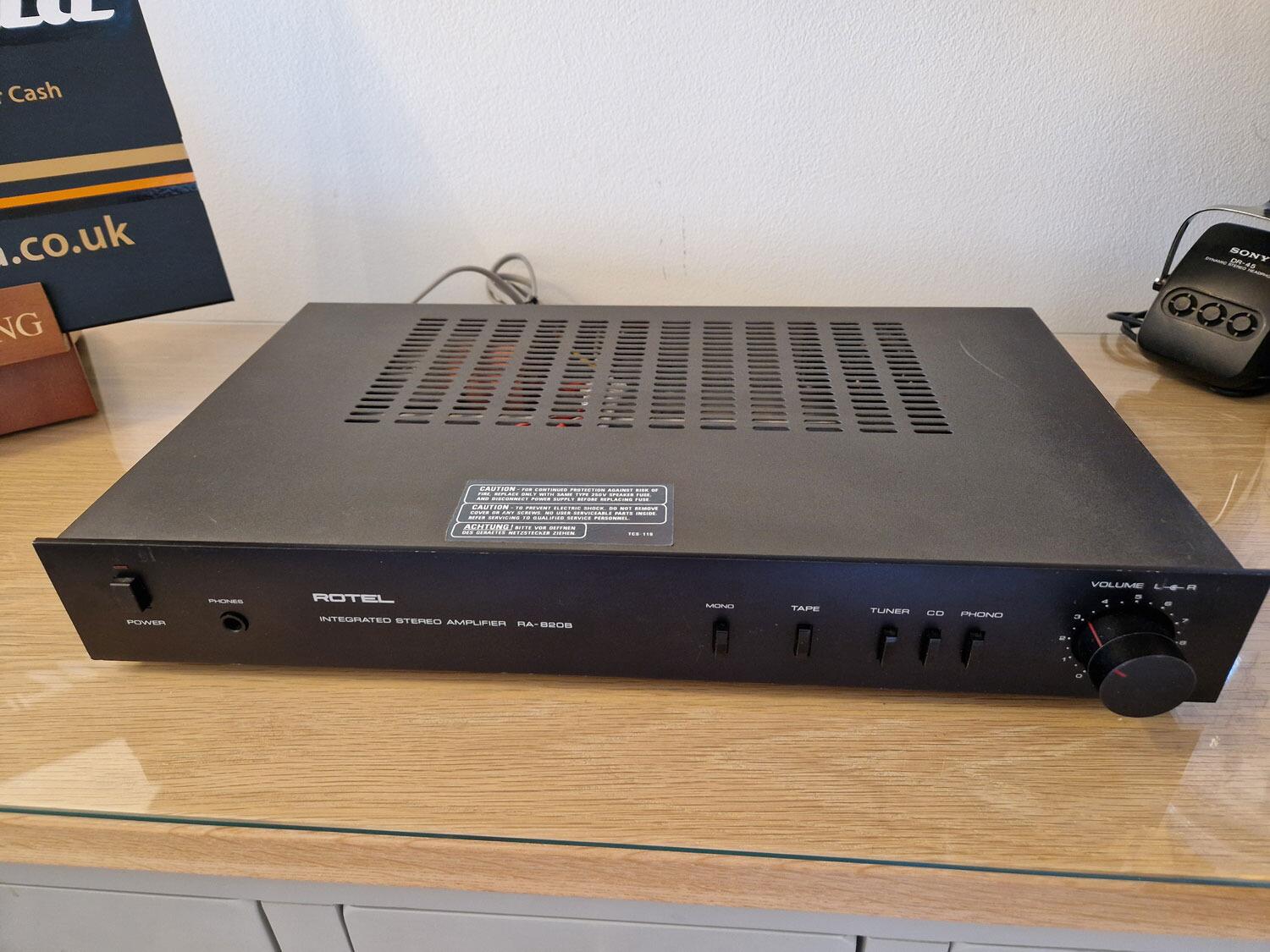 Rotel RA-820B Amplifier