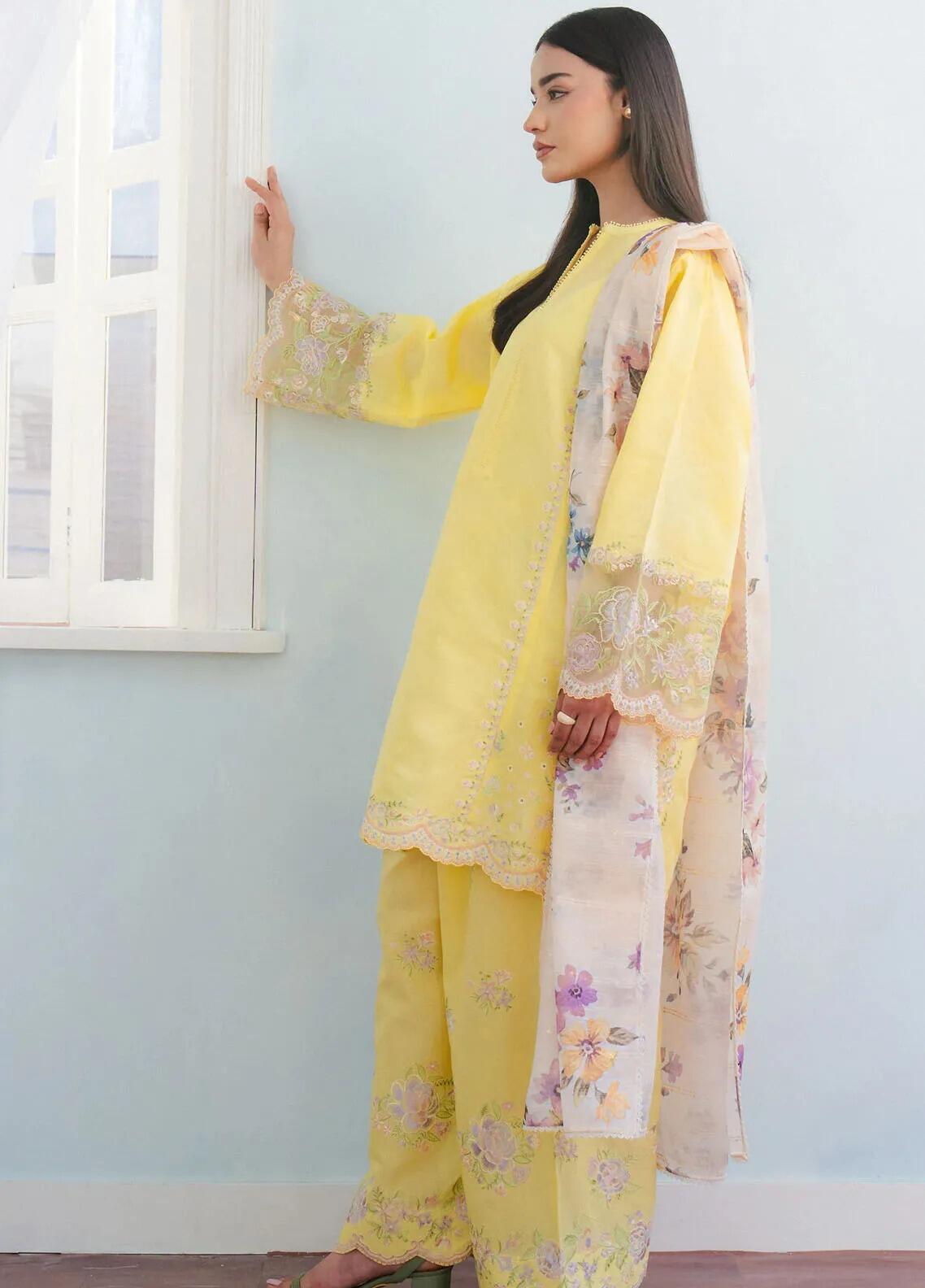 D8A Meadow Coco By Zara Shahjahan Yellow Embroidered Jacquard Suits
