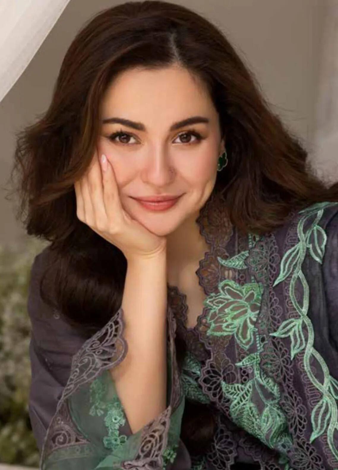 Latest Design 3B Sobia Nazir Spring Summer Grey Embroidered Lawn ...