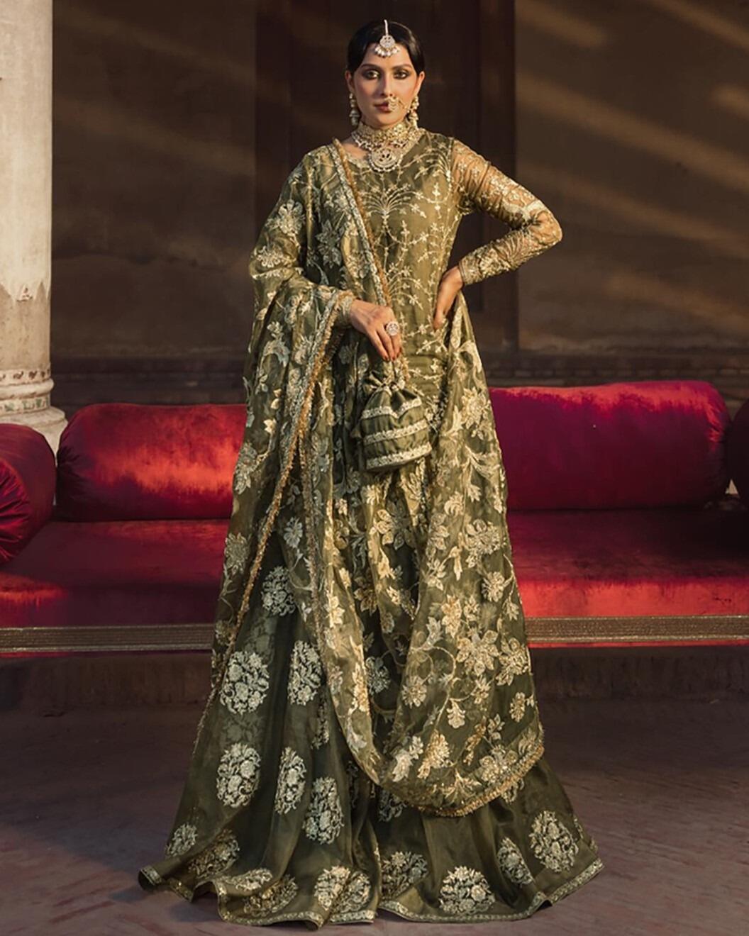 Malika Jan Jahan By Erum Khan Couture Luxury Embroidered Wedding Dress ...