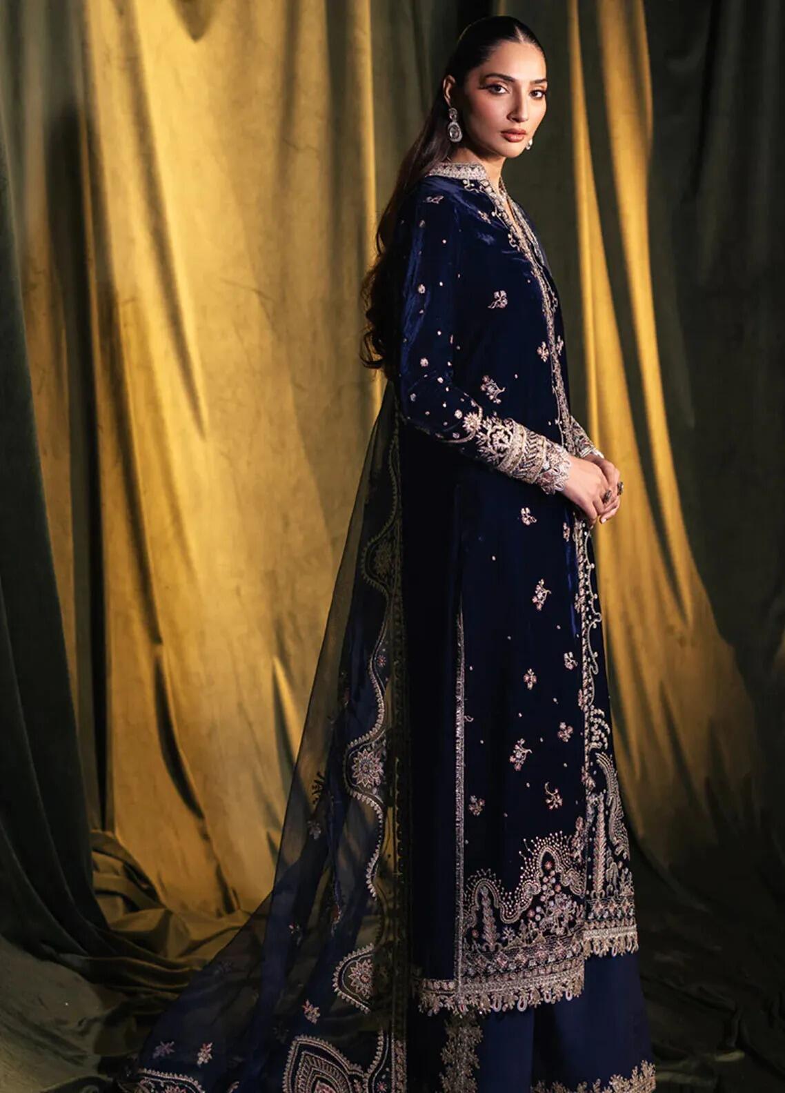 BK-05 Dalia Qalamkar Embroidered Designer Velvet Evenning Outfits ...