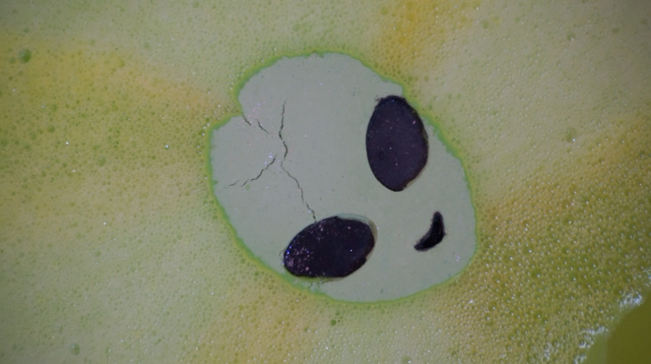 Handmade Ectoplasmic Alien Bath Bomb by Heavenly Bubbles