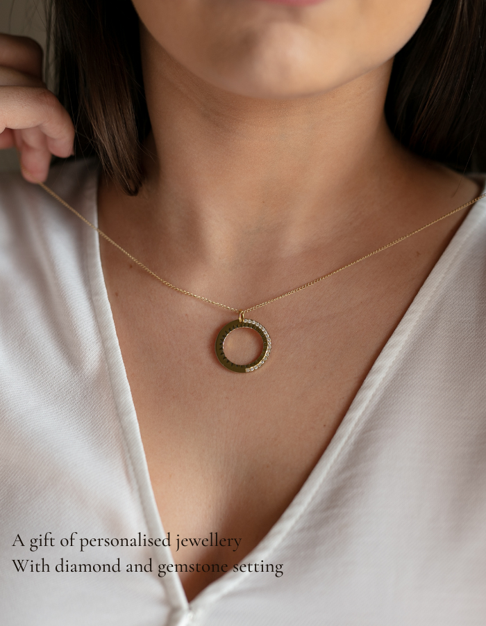 Handmade Jewellery Specialising In Diamond and Gemstone Setting