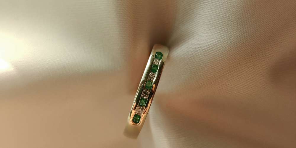 Handmade Jewellery Specialising In Diamond and Gemstone Setting