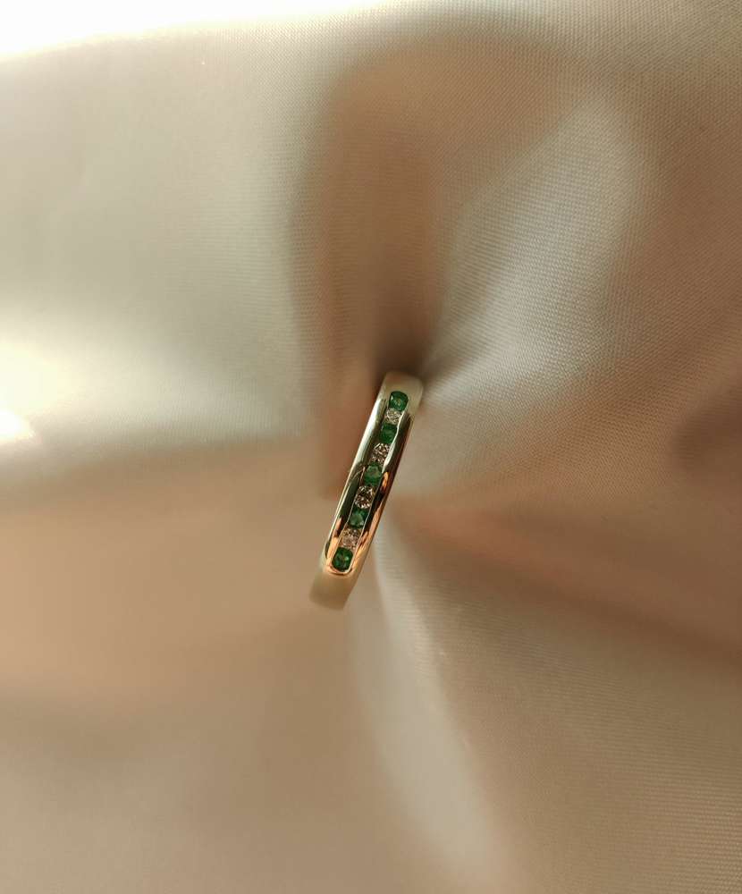 Handmade Jewellery Specialising In Diamond and Gemstone Setting