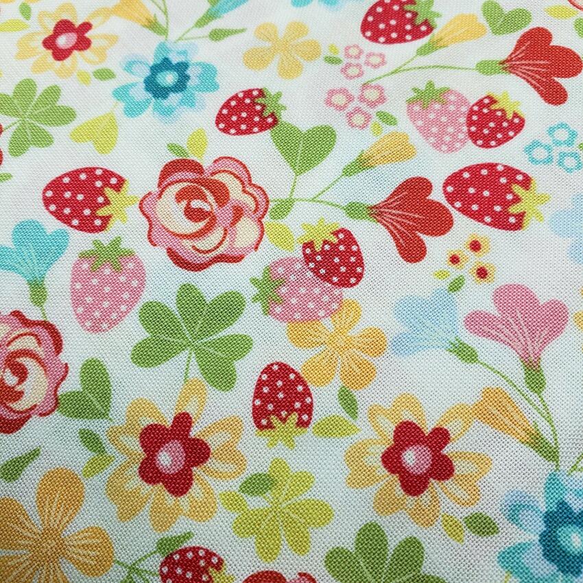 Poppie Cotton Rosy Cheeks 100% cotton floral, kitsh vintage style fabric