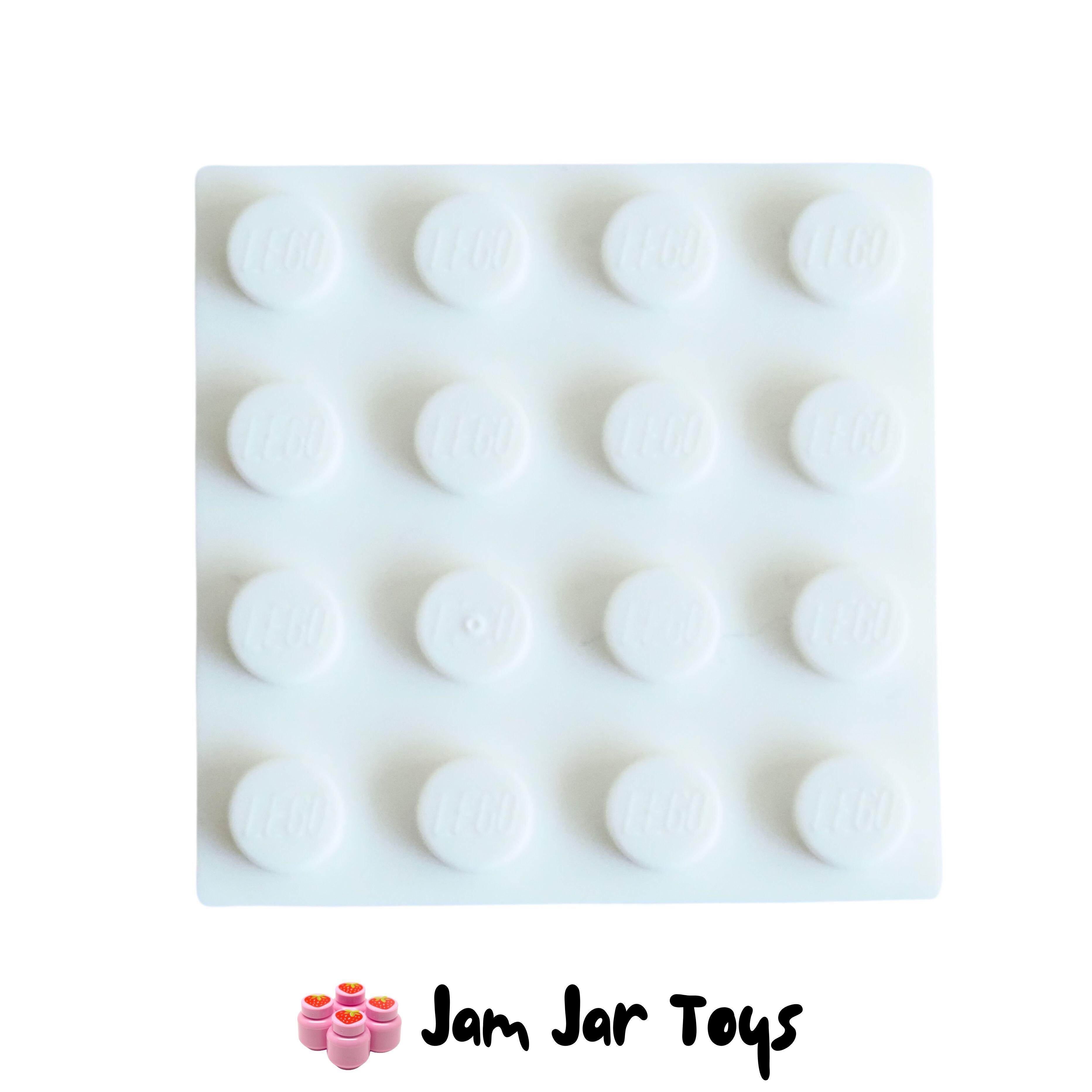 LEGO White 4 x 4 LEGO Base Plate 4243812 | JamJarToys