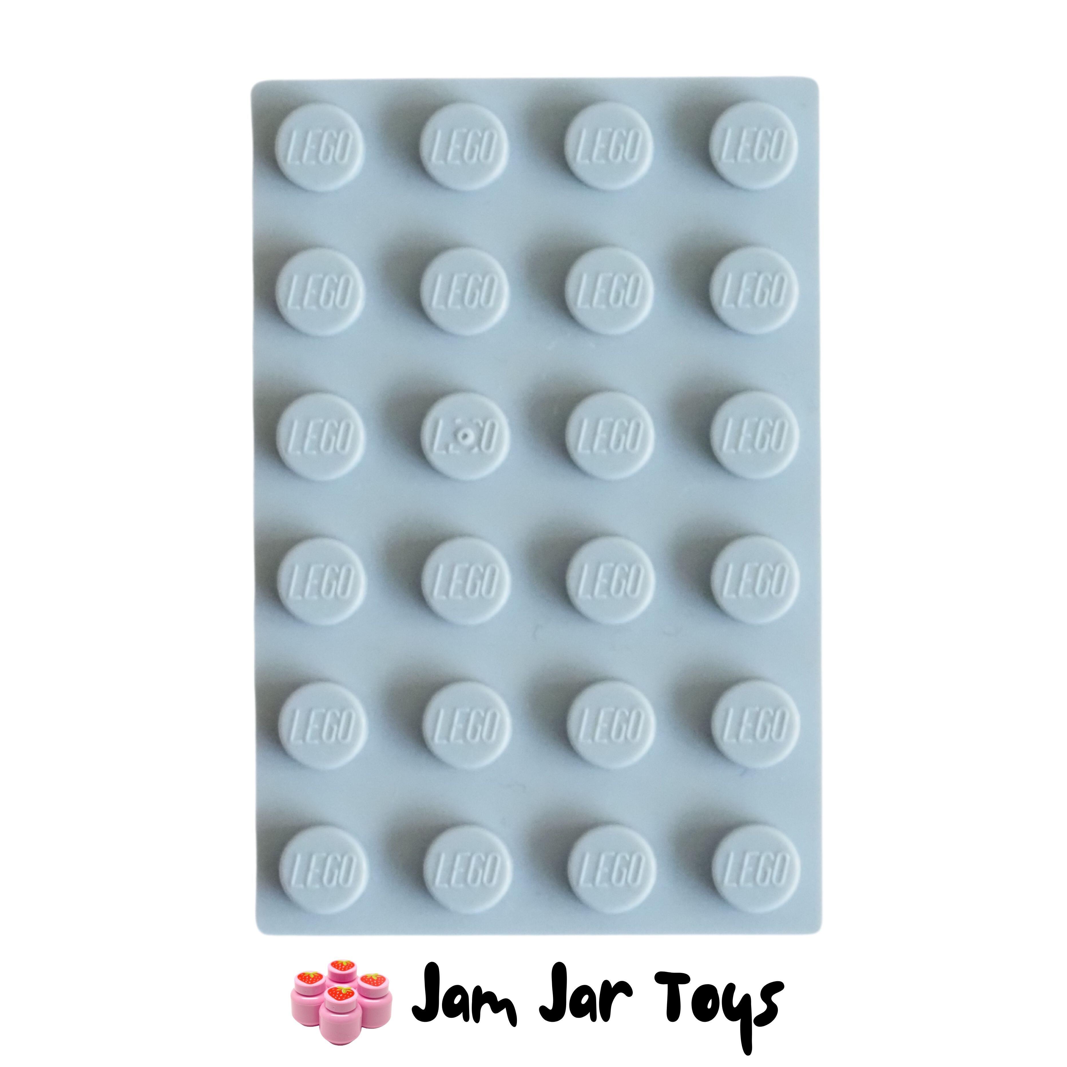 LEGO Light Bluish Grey 4 x 6 LEGO Base Plate