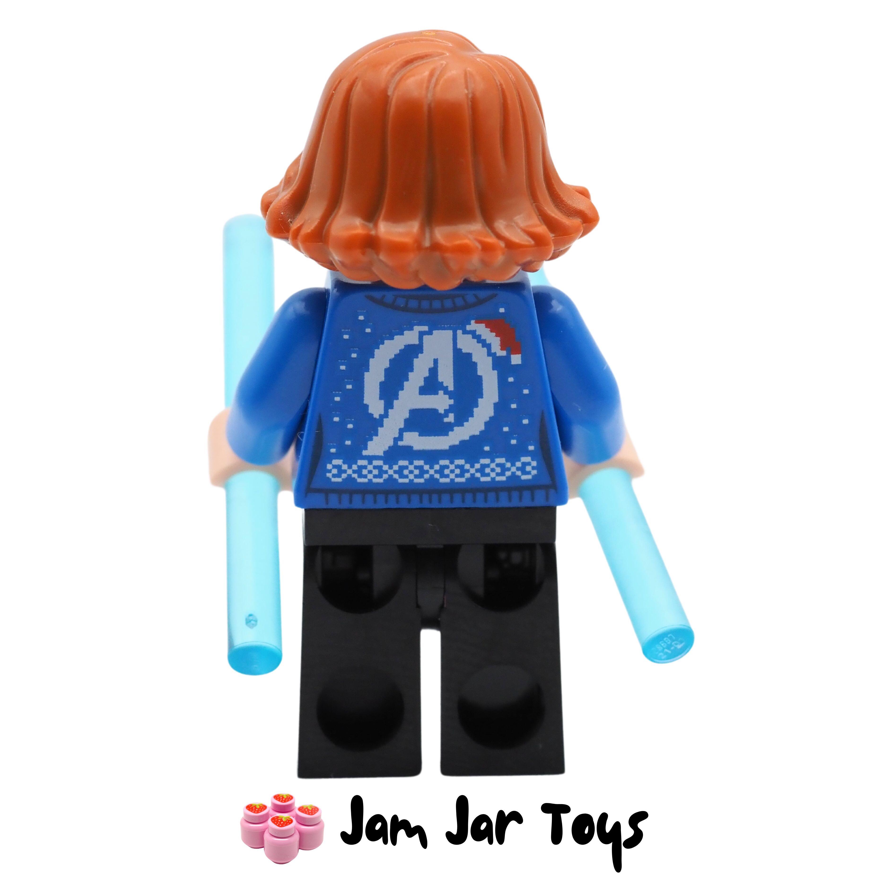 LEGO Marvel Black Widow in Christmas Jumper. R283