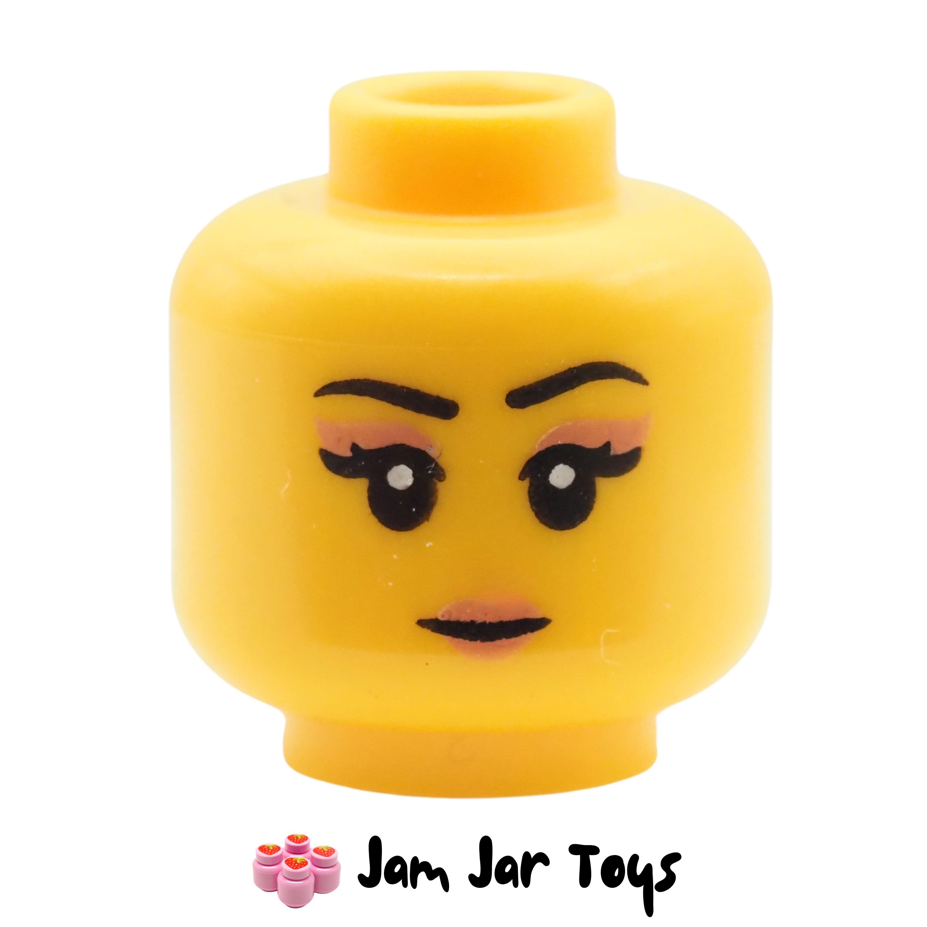 LEGO Lady Yu Yellow Head, Smile / Tiara. HF156