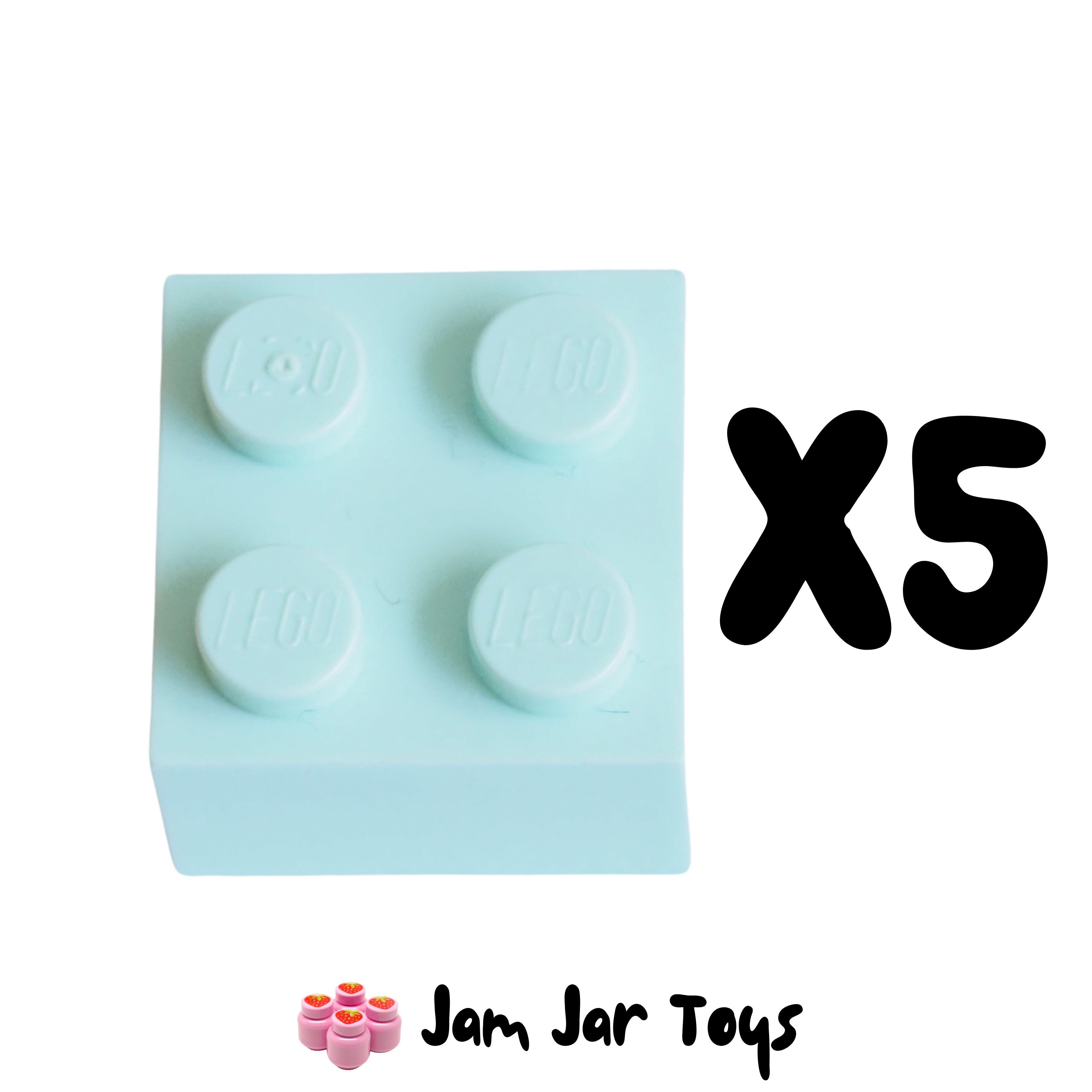 LEGO Five Light Aqua Bricks 2 x 2. BK14