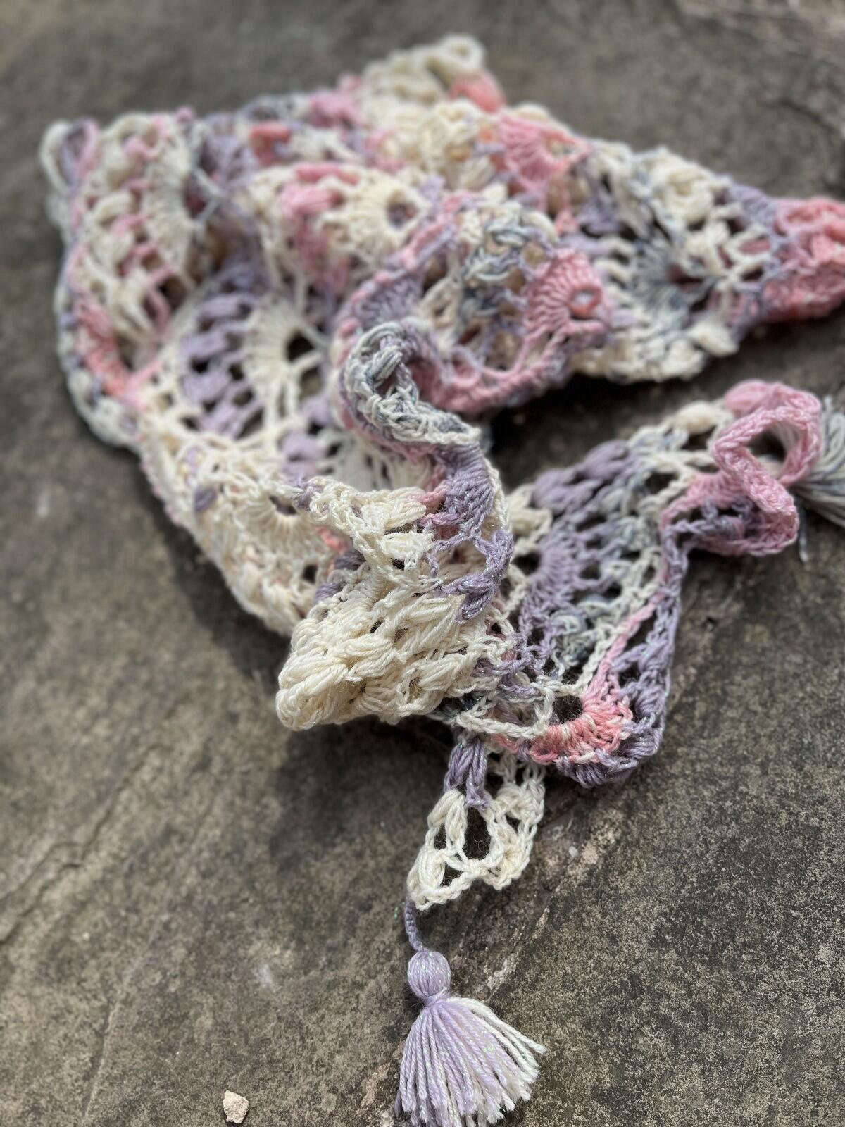 Le Letty Christmas Shawl kit- Stylecraft Head over Heels Festive Yarn ...