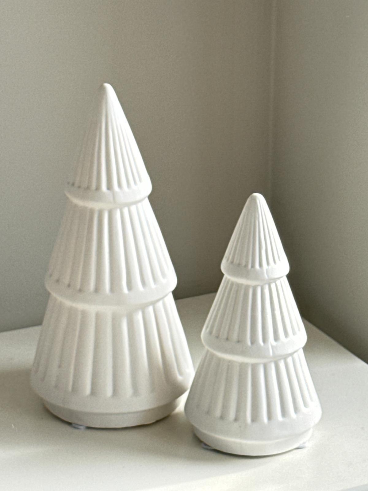Porcelain Tree Set