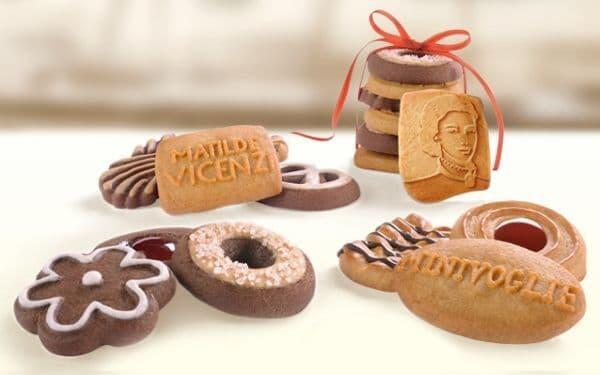 Tin of Assorted Italian Biscuits 500g | Vicenzi Mini Voglie | Buy ...