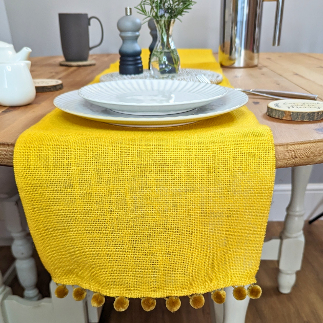 Yellow table runner store