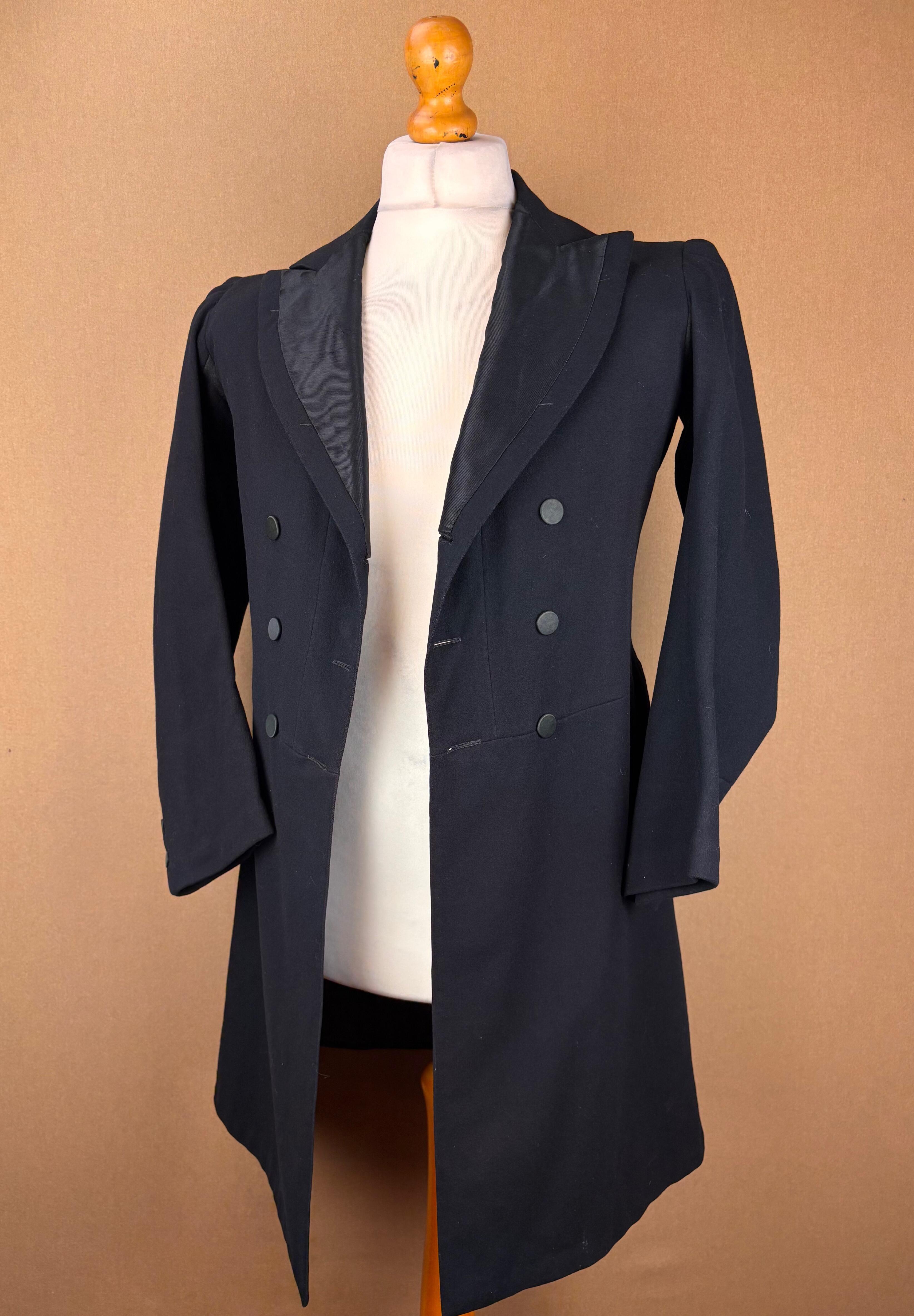 Victorian Edwardian four button inset lapel frock coat size 36 short