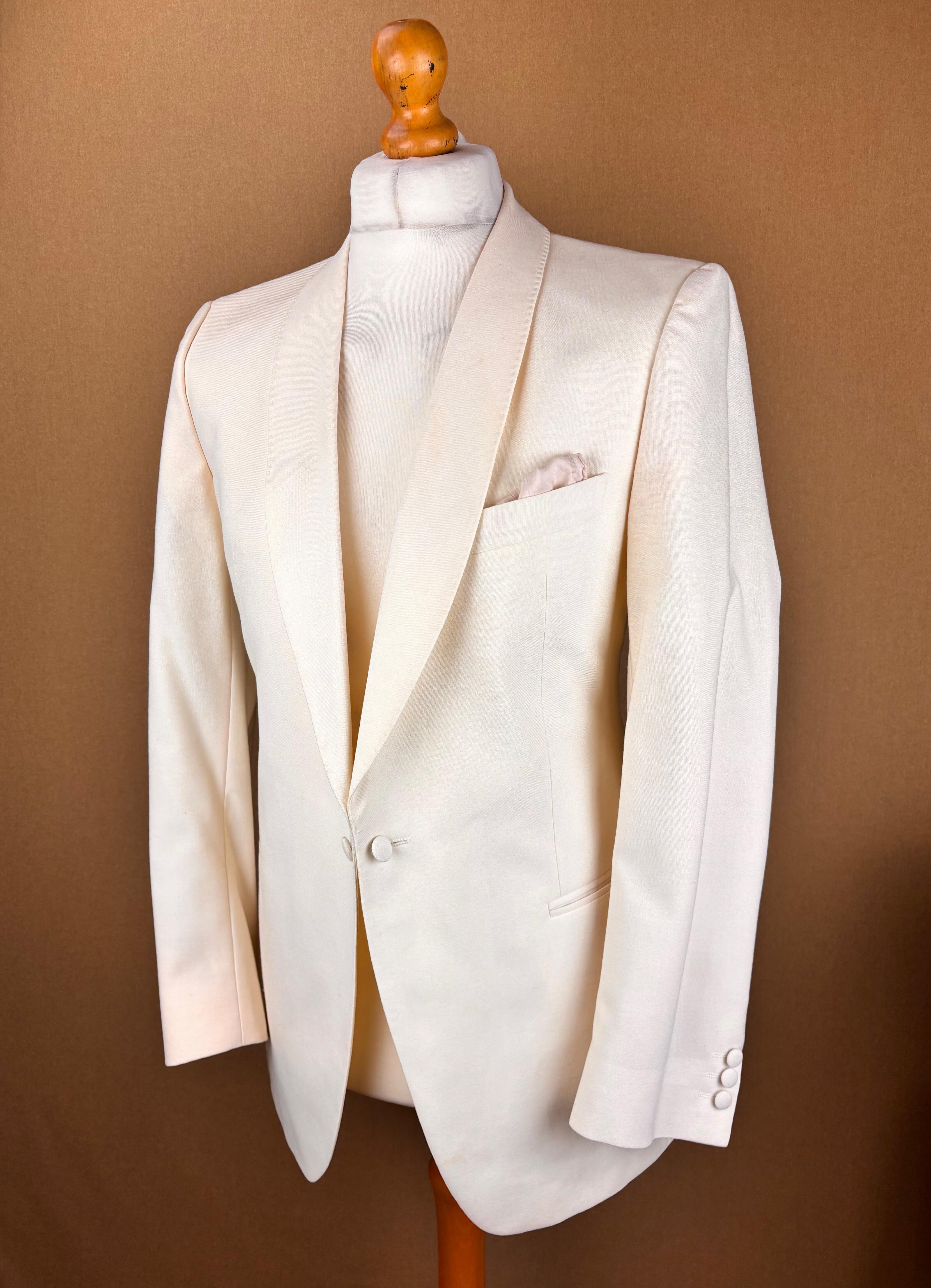 Harrods shawl collar cream tuxedo jacket size 38