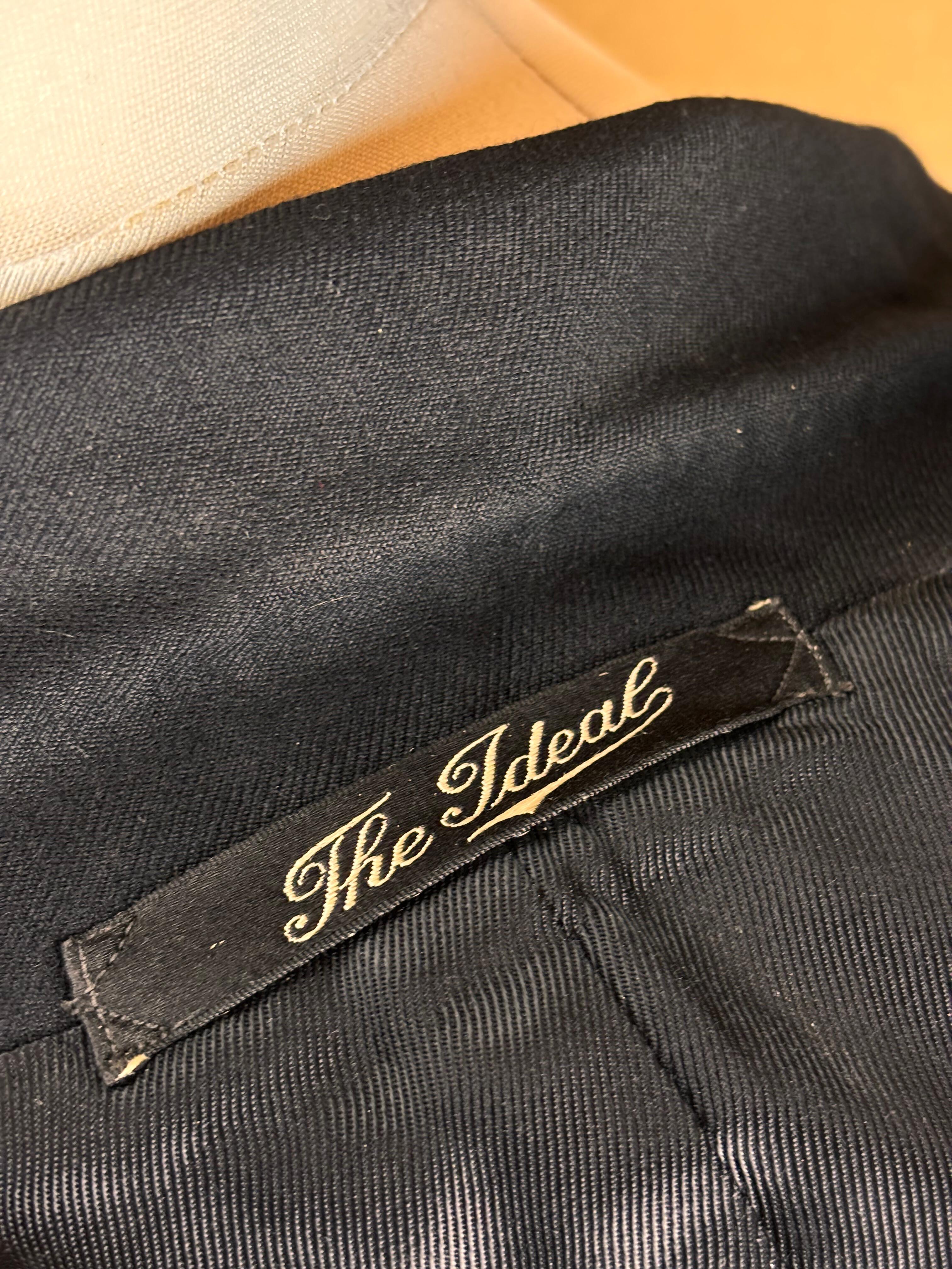 ‘IDEAL’ 1930’s peak lapel dinner jacket size 34 short