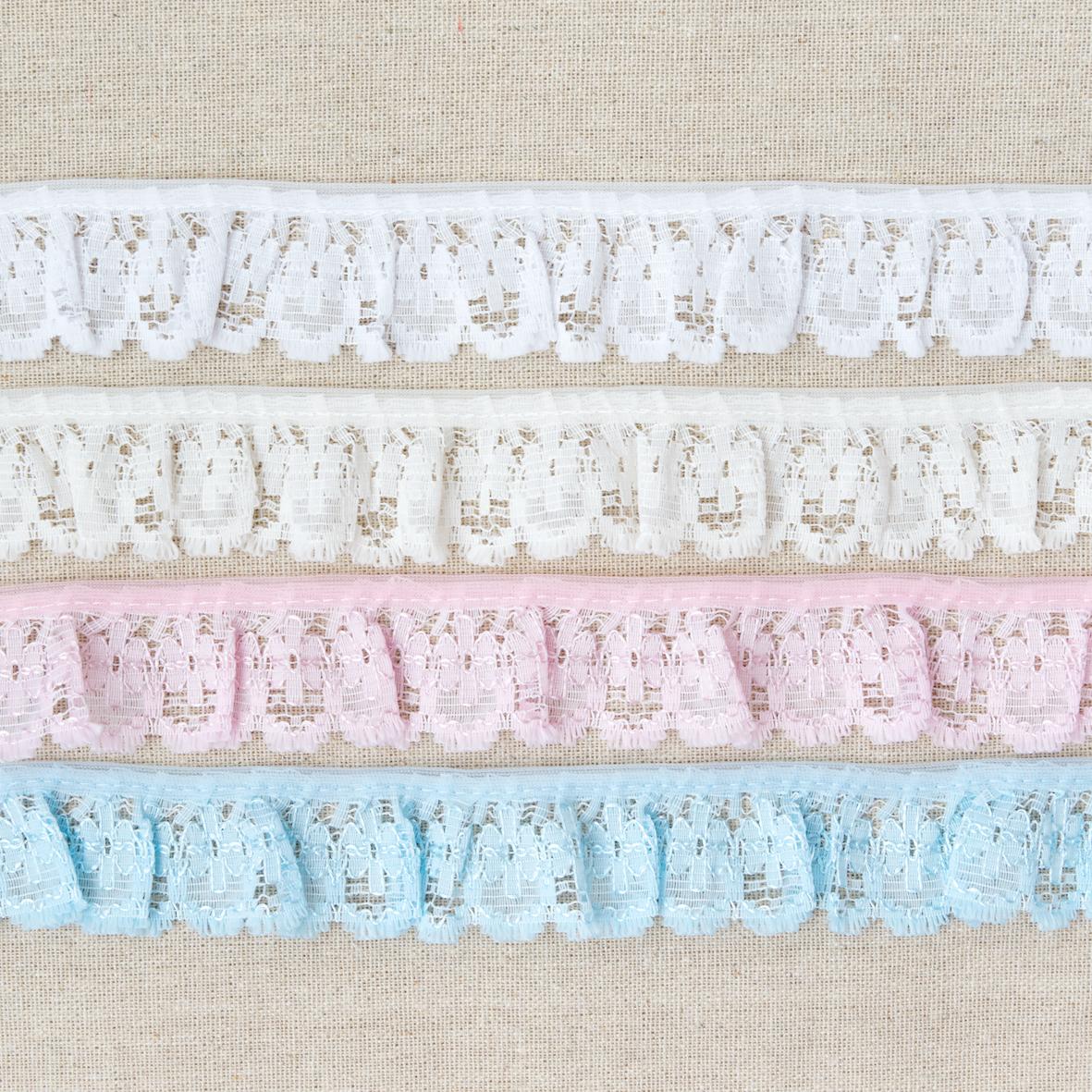 Nylon 32mm Lace Frill. 33 Metre Card. 426F
