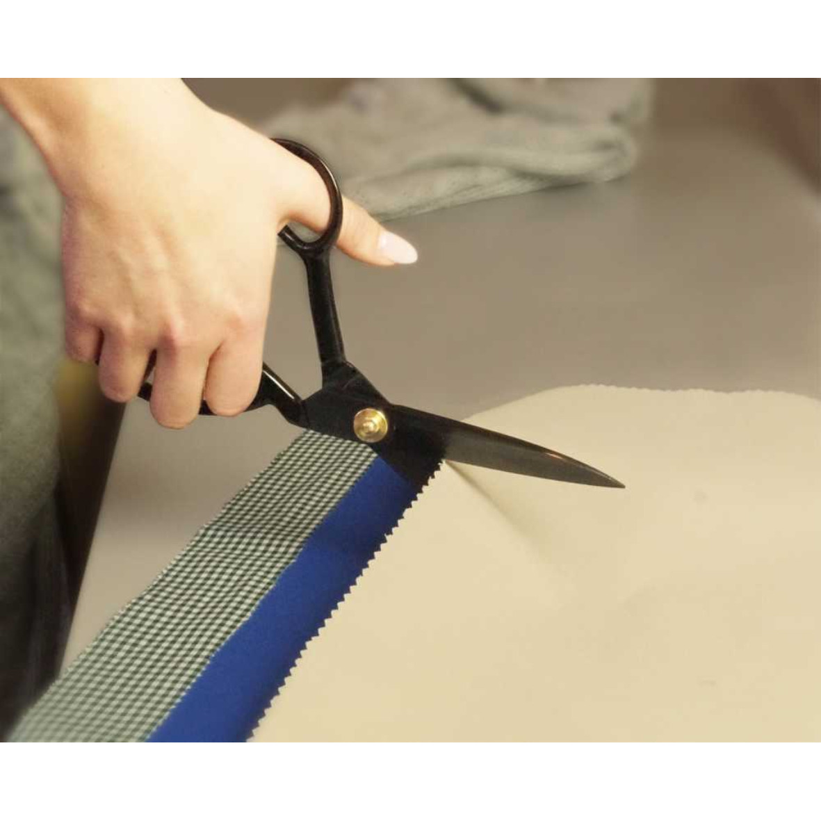 K92310 Kleiber Premium Line Carbon Dressmaking Scissors 225 mm