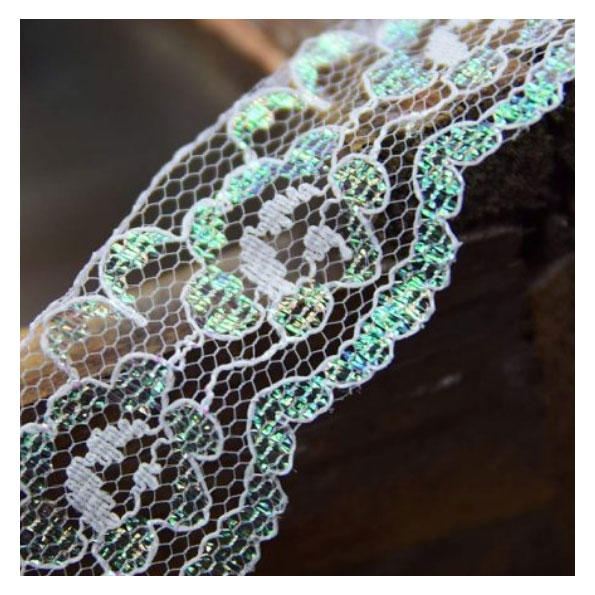 Flat Iris Lace 31mm x 200 Metre Roll DC503198