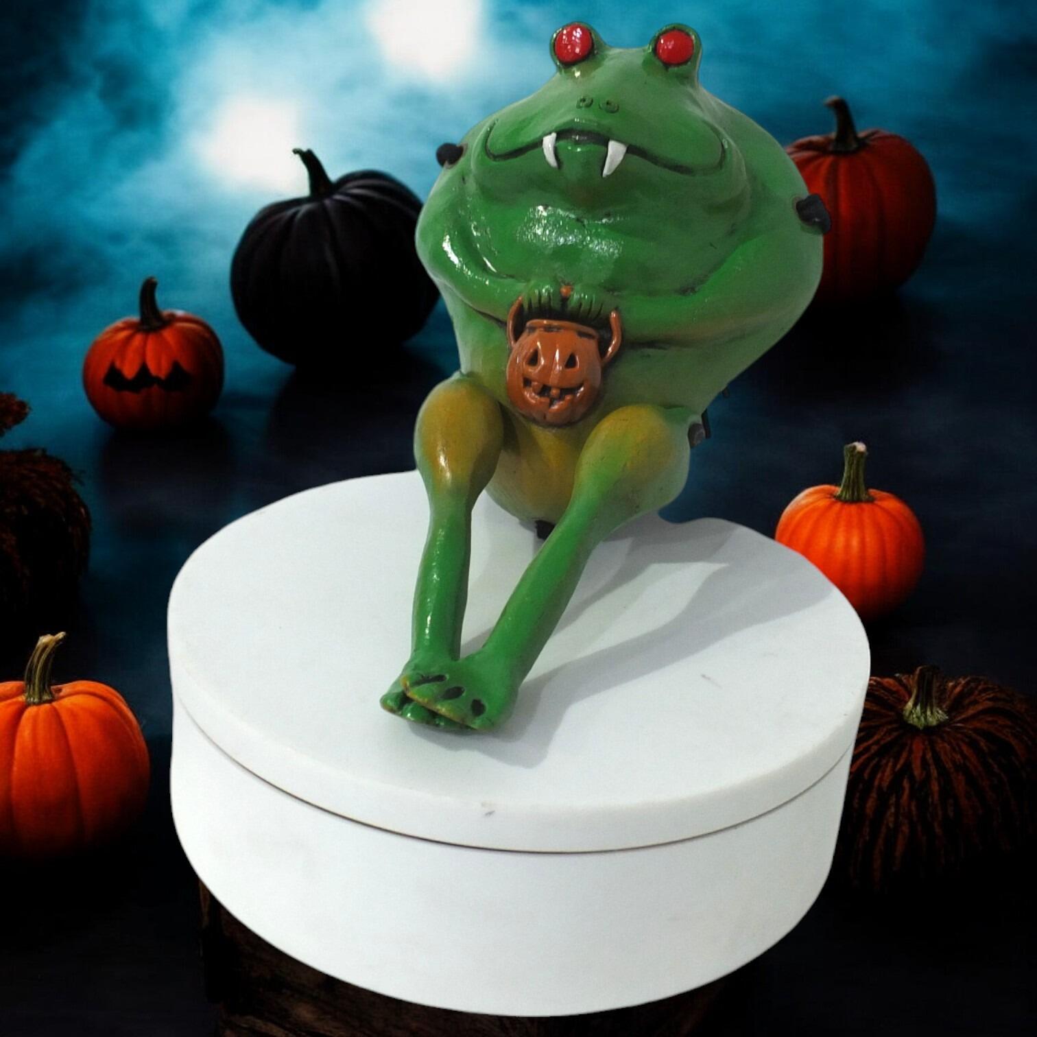 Larp Armor Frog codpiece of war - Halloween edition