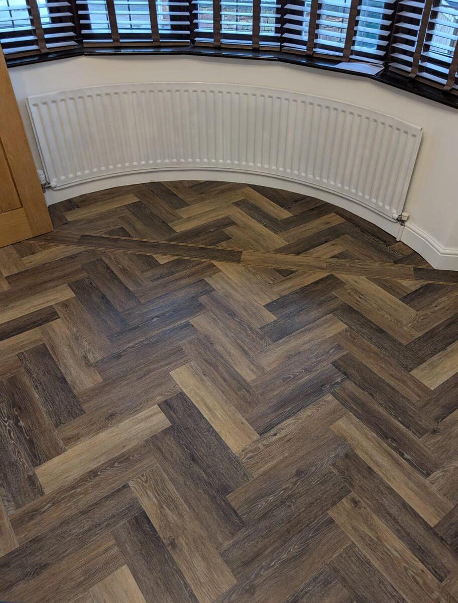 Random Aged Oak Herringbone Ambiance LVT Flooring