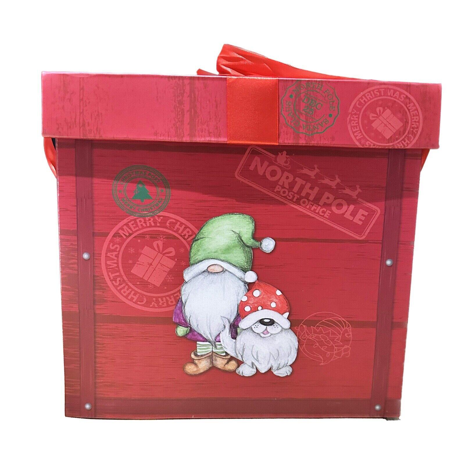 Christmas Gift Box - Square Gonk