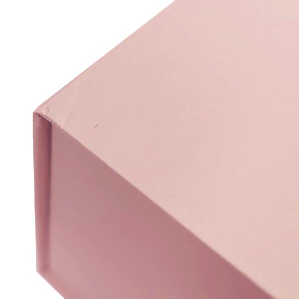 A beautiful pretty large baby pink gift box with magnetic closure.