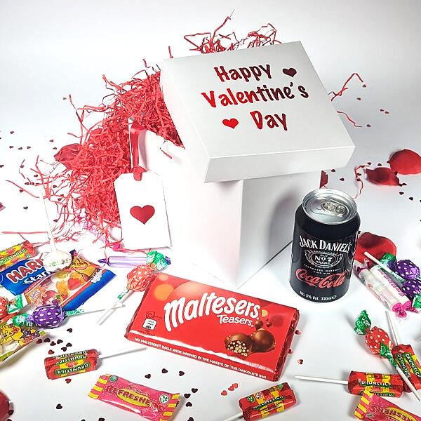 Valentine's Sweet Treat gift box under £20