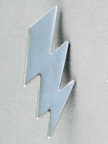 20 X Lightning Bolt Pin Badges