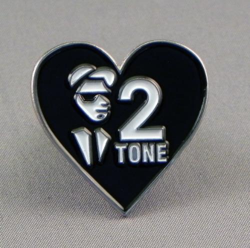 Wholesale 20 x Love 2 Tone Pin Badge | Wholesale Enamel Pin Badges UK